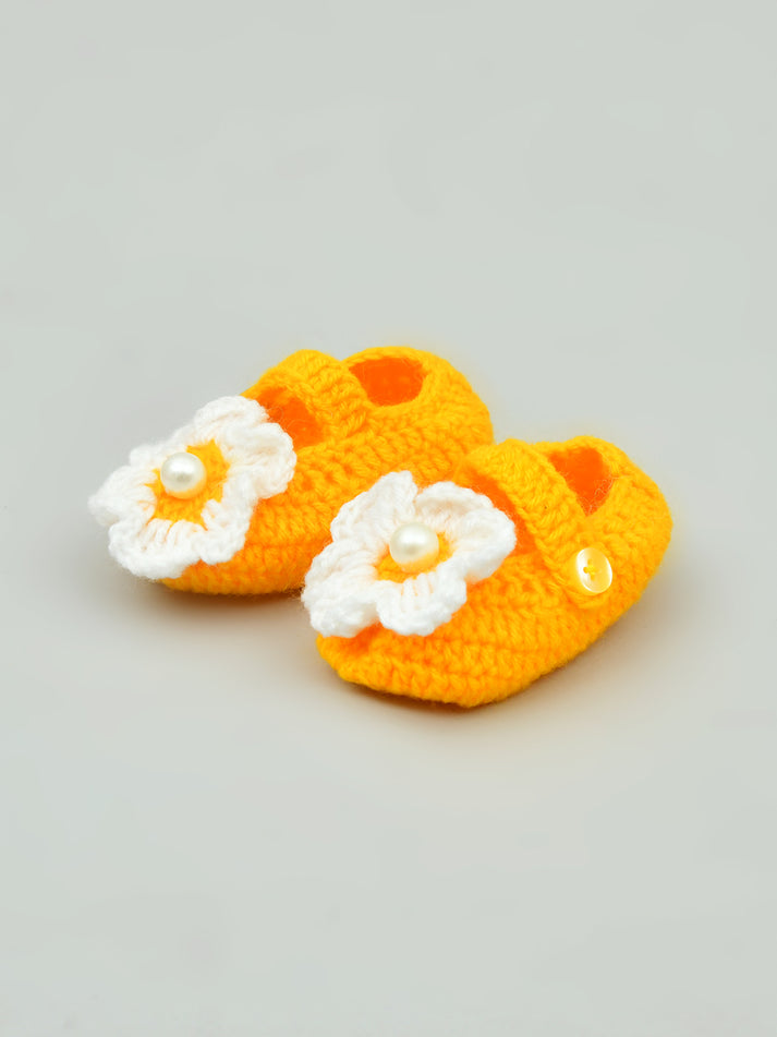 Yellow & White Flowered Crochet Baby Booties for Girls – FunKrafts Shop
